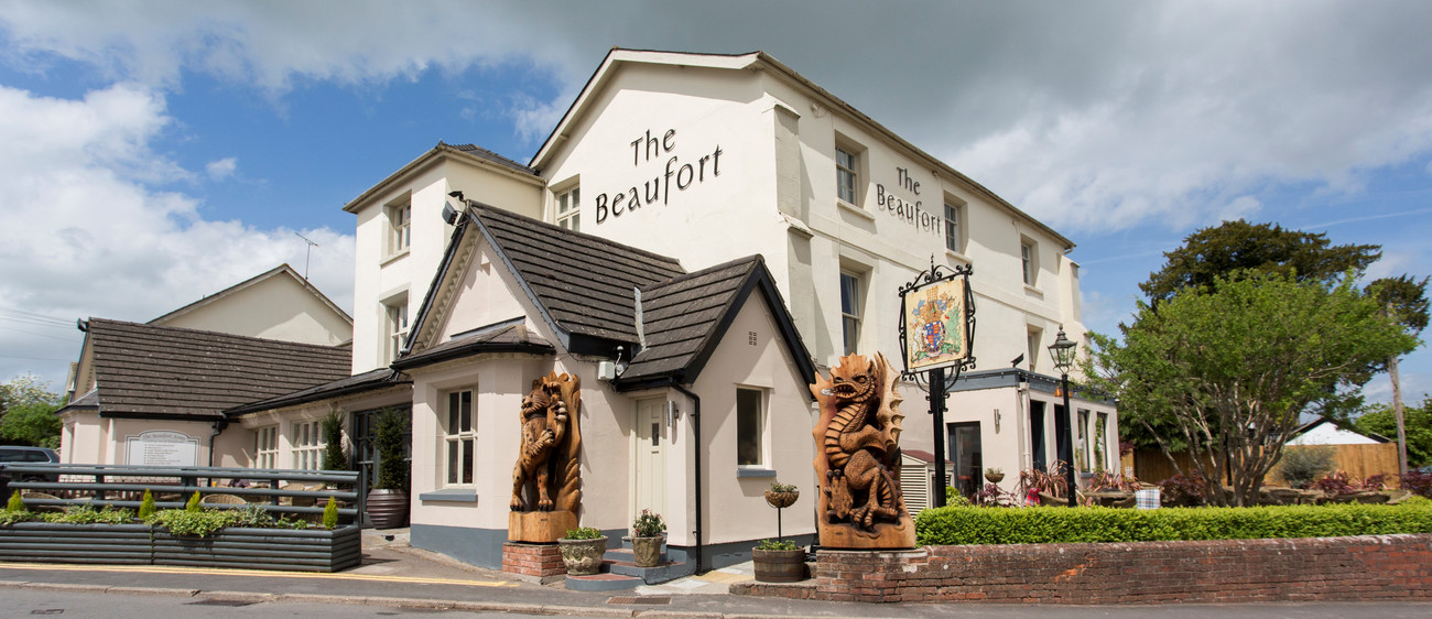 The Beaufort , Raglan - Hotels in Monmouthshire | Good Shoot Hotel Guide