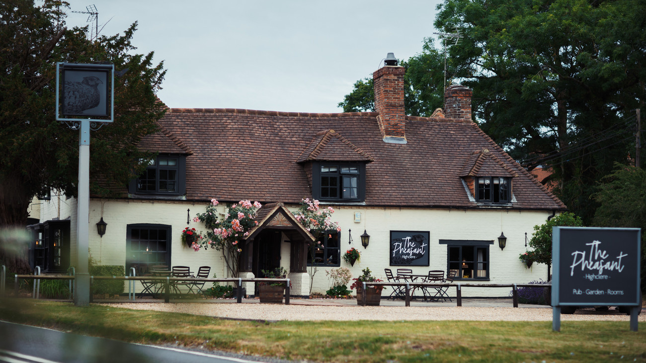 The Pheasant - Hotels in Berkshire | Good Shoot Hotel Guide