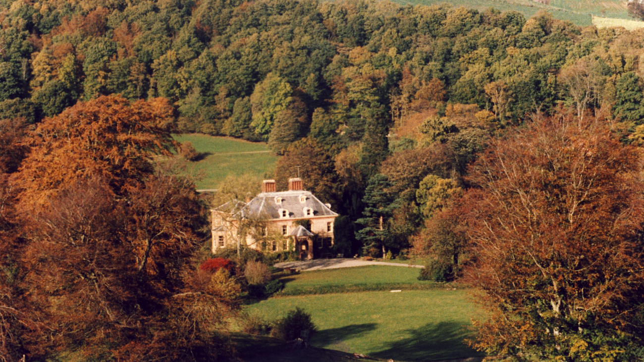 Maesmawr Hall - Bettws Hall, Powys - Availability on GunsOnPegs