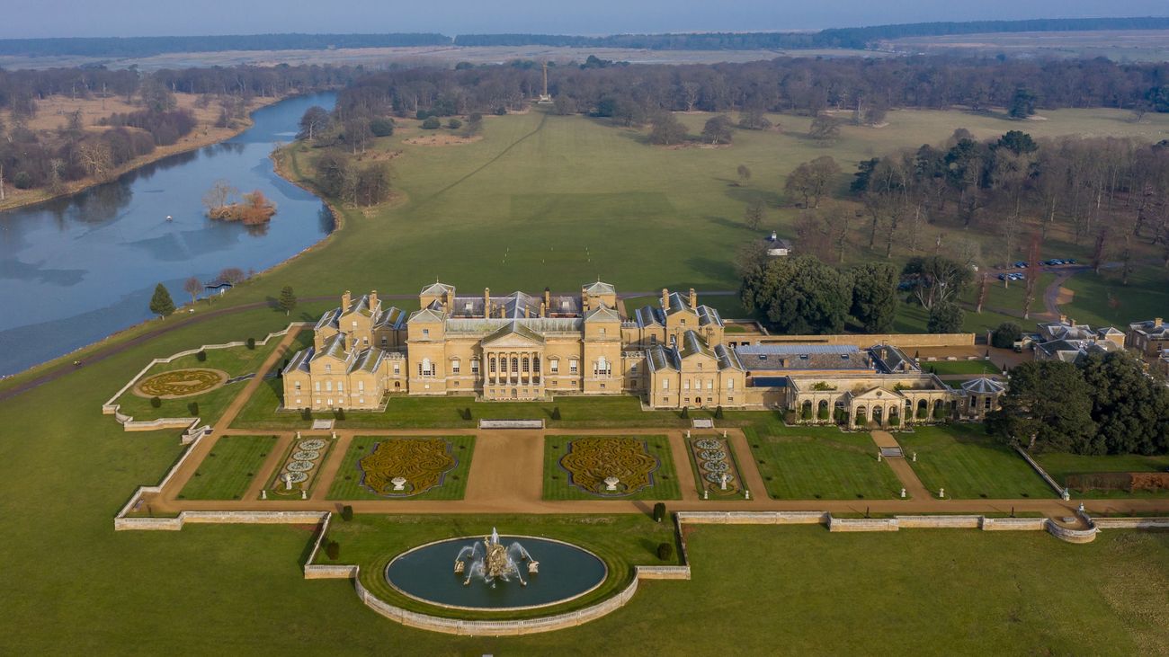 Holkham, Norfolk - Availability on GunsOnPegs